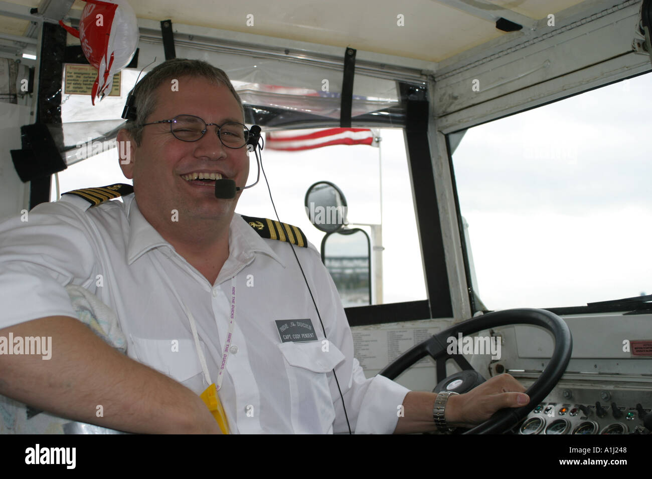 Seattle duck tour hi-res stock photography and images - Alamy