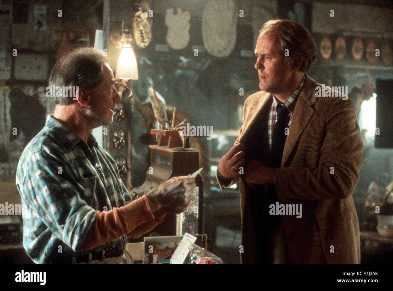 Bigfoot And The Hendersons Year 1987 Director William Dear John Lithgow ...