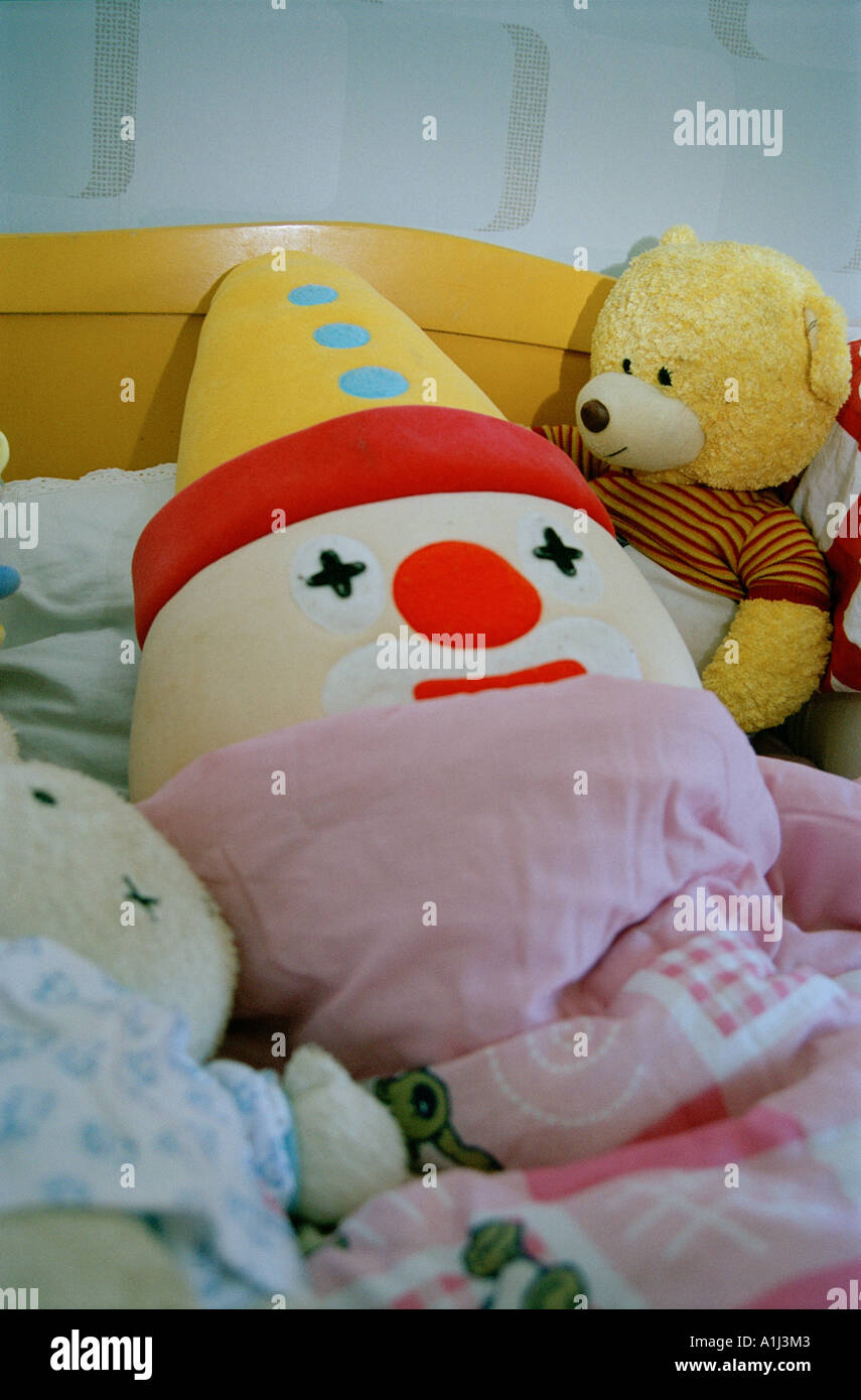 Clown sleeping hi-res stock photography and images - Alamy