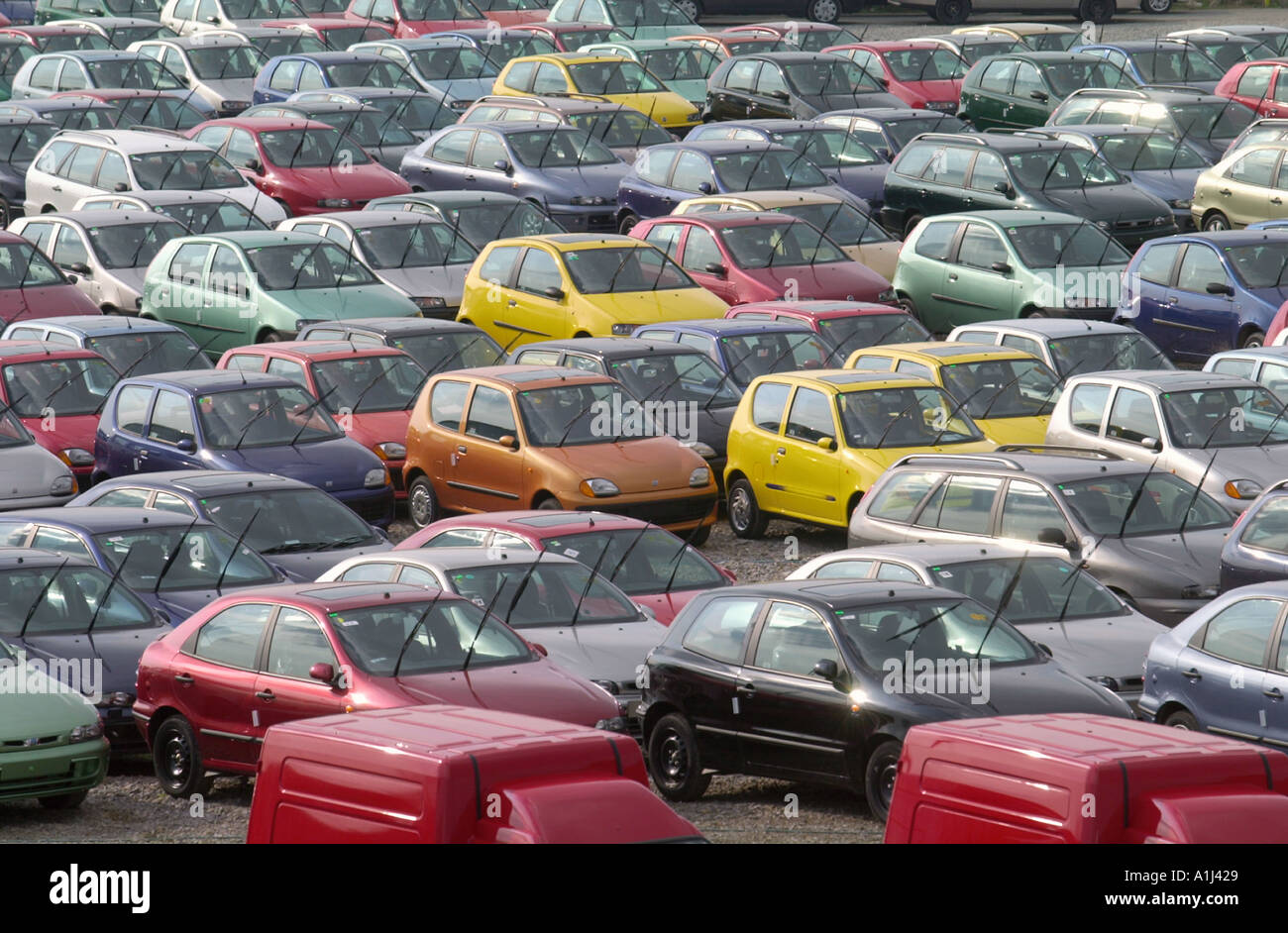 NEW IMPORTED CARS AT AVONMOUTH DOCKS NEAR BRISTOL UK Stock Photo - Alamy