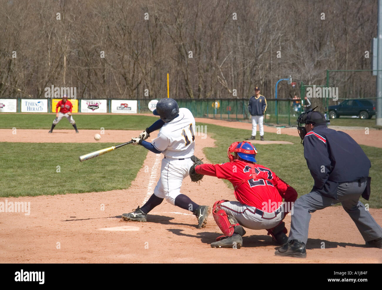 College baseball hi-res stock photography and images - Alamy