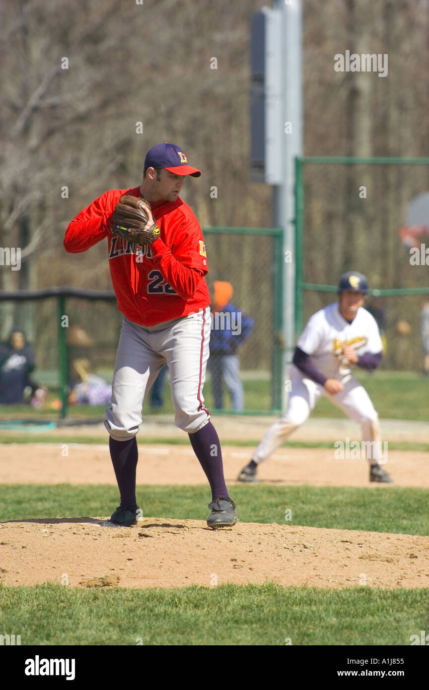 Baseball college hi-res stock photography and images - Alamy