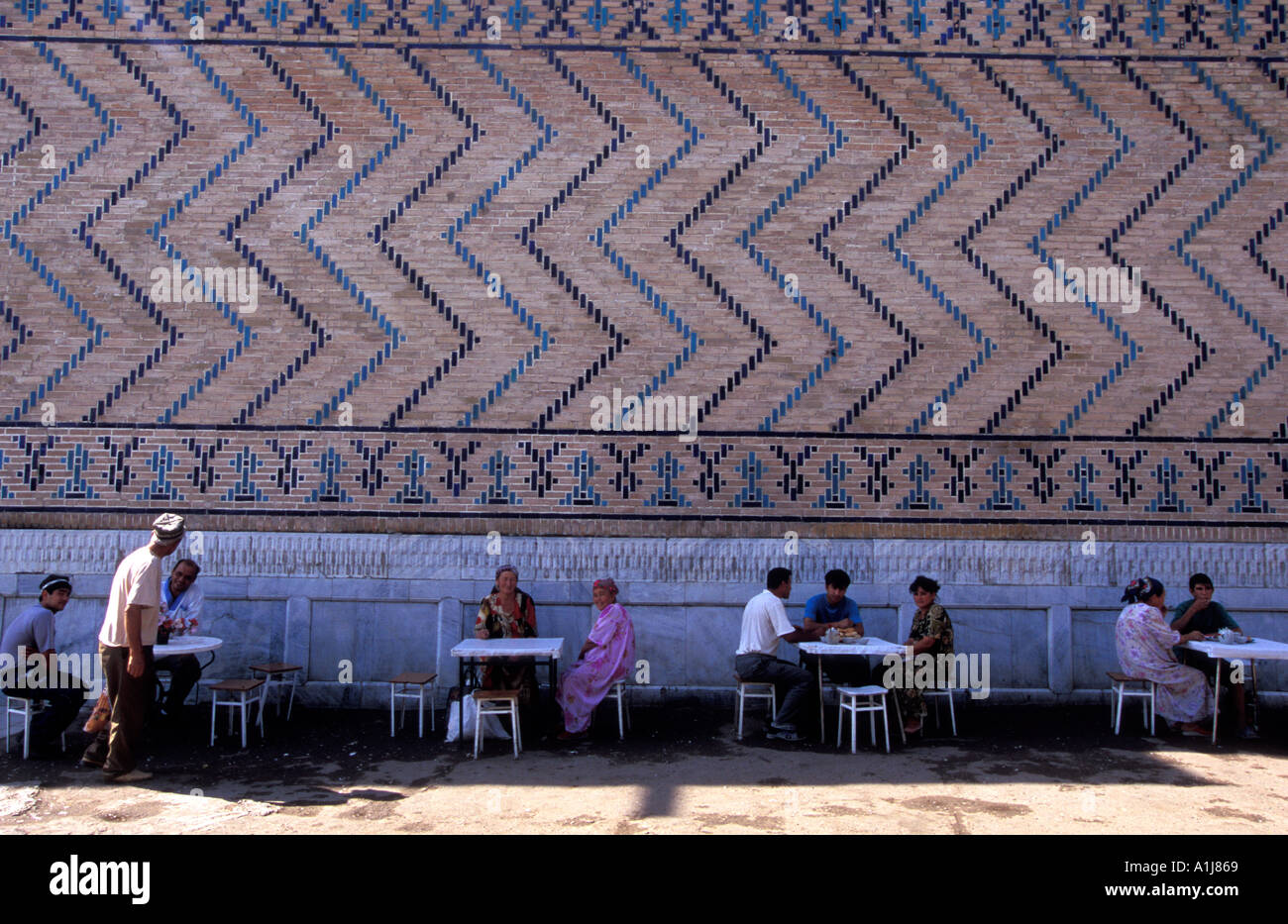 Samarkand cafe hi-res stock photography and images - Alamy