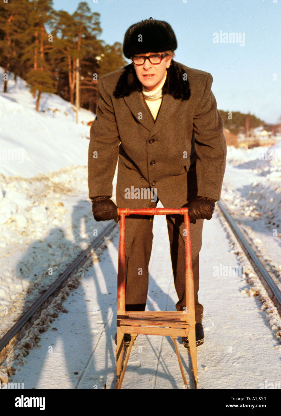 Len deighton michael caine hi-res stock photography and images - Alamy