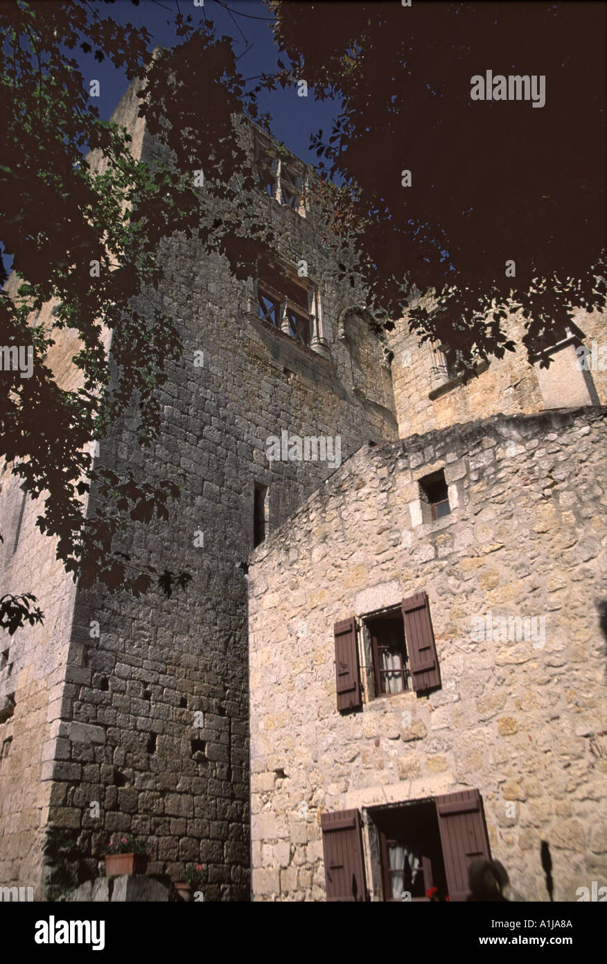 Larressingle gers france hi-res stock photography and images - Alamy