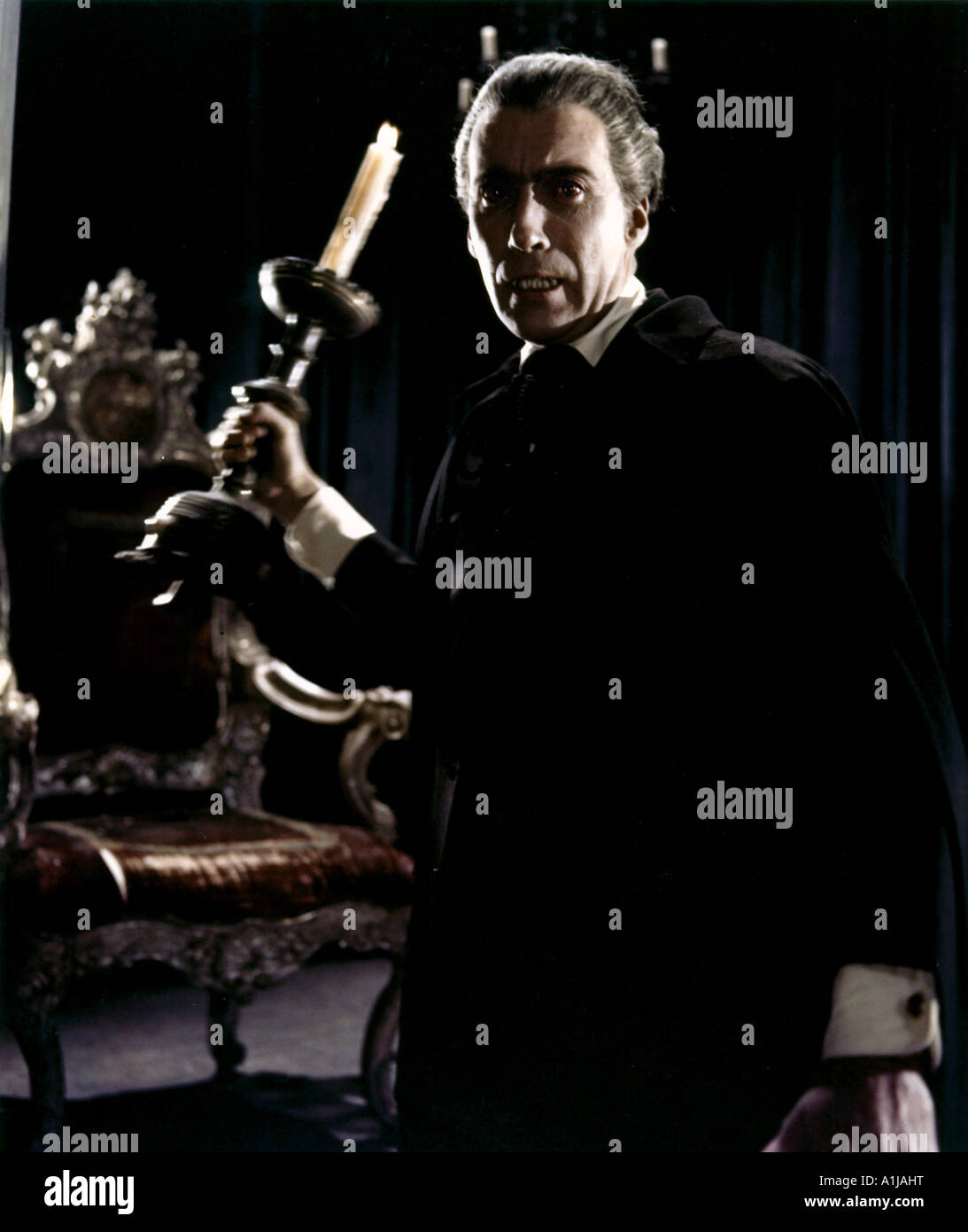 Christopher lee dracula 1958 hi-res stock photography and images - Alamy