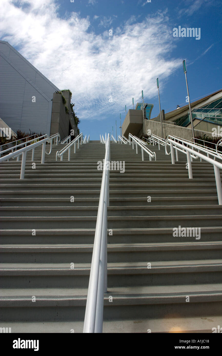 San diego convention center stairs hi-res stock photography and images ...