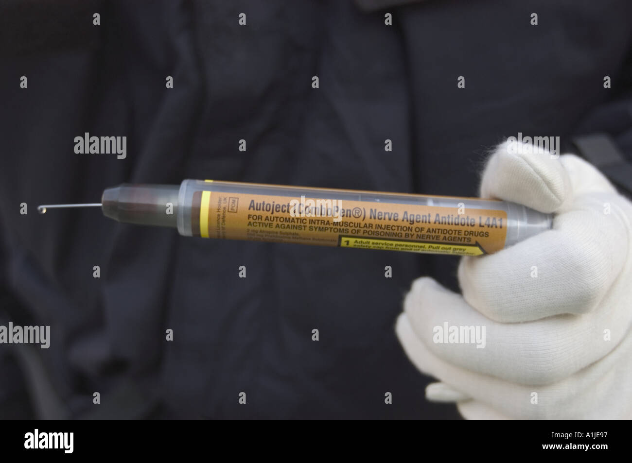 3380 Chemical Biological Nuclear Reaction Police officer training ...