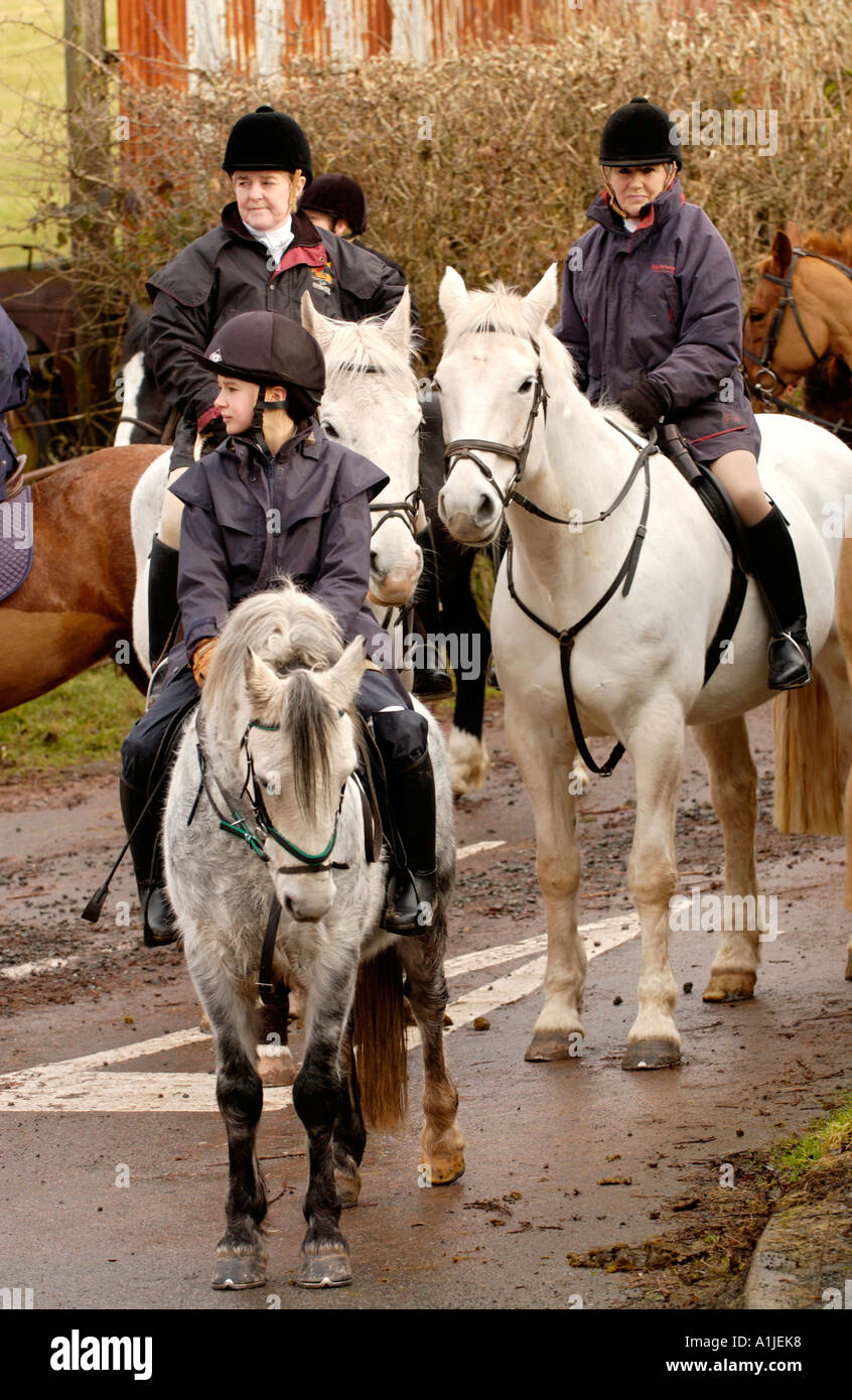 Brecon and Talybont Hunt assemble at Upper Chapel Powys Wales UK GB ...