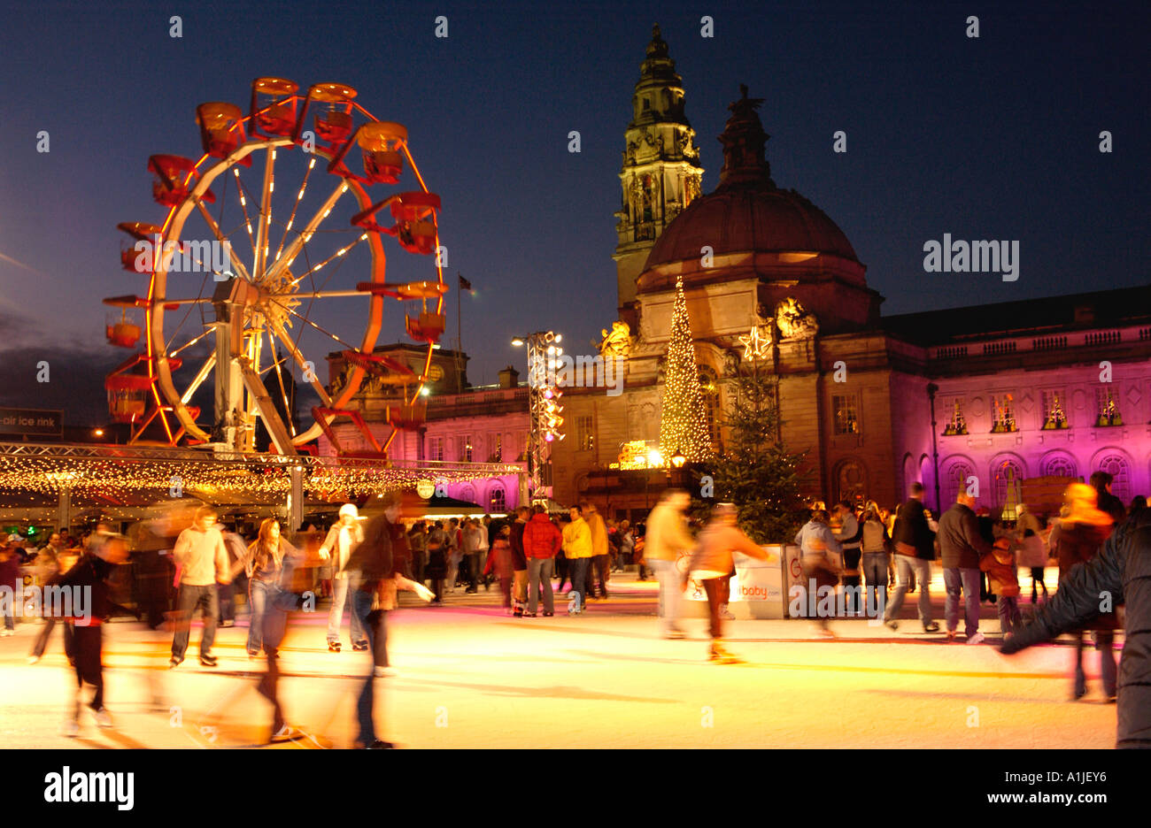 Cardiff winter wonderland ice hi-res stock photography and images - Alamy