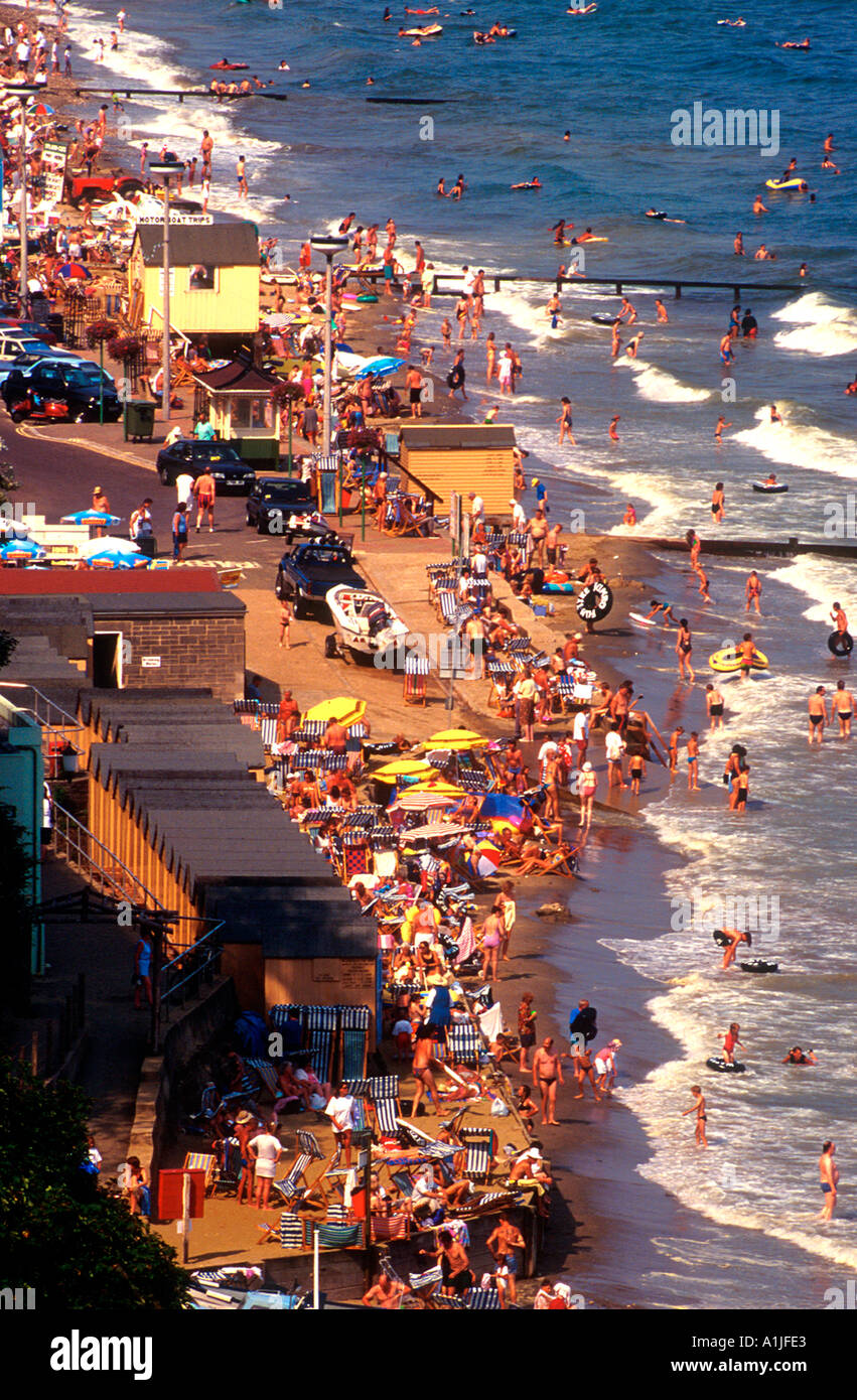 Busy crowded beach beaches crowds crowd hi-res stock photography and ...