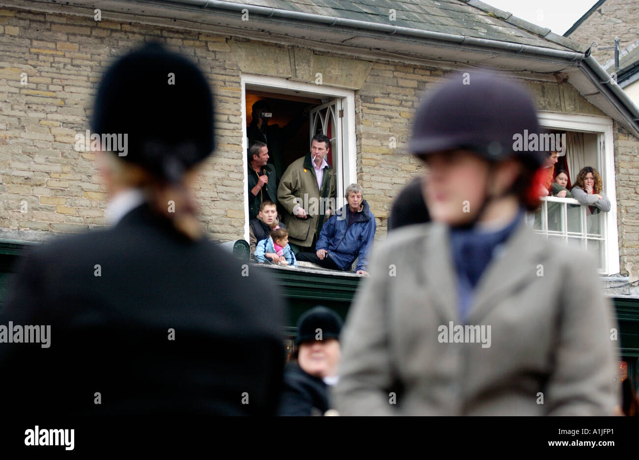 Golden Valley Hunt assemble at the Town Clock Square in Hay on Wye ...