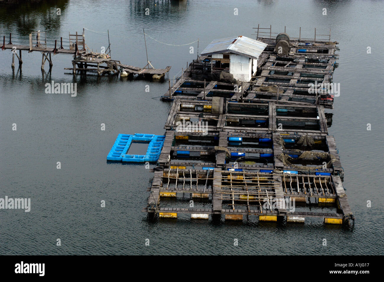 Fish pen hi-res stock photography and images - Alamy