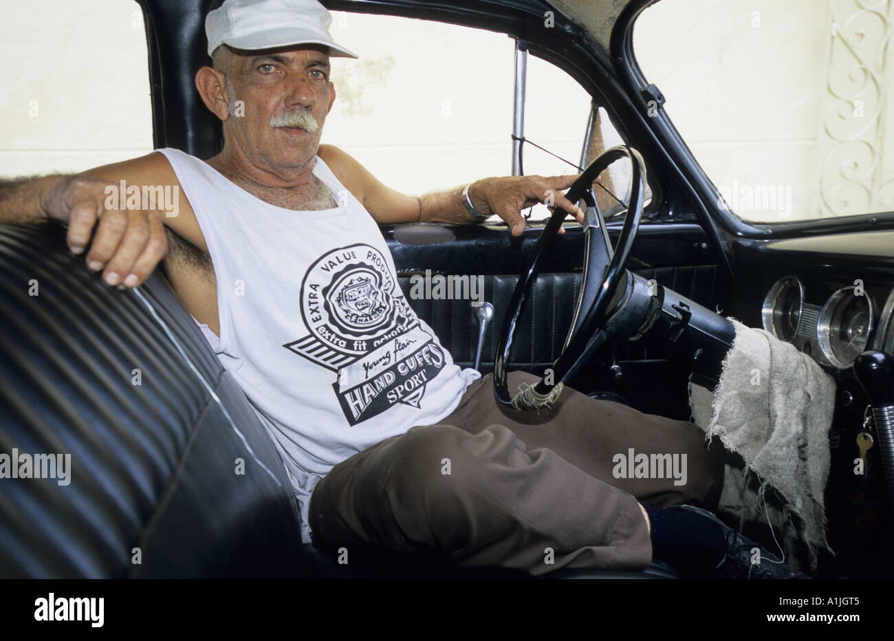 Taxidriver hi-res stock photography and images - Alamy