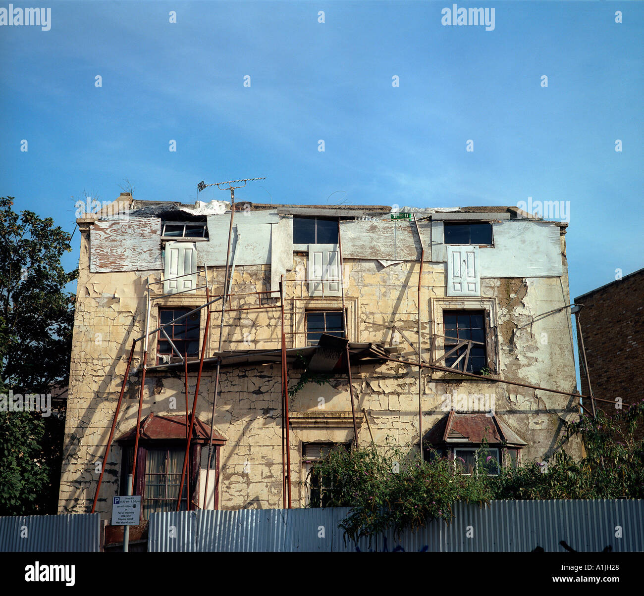 Ill maintained hi-res stock photography and images - Alamy