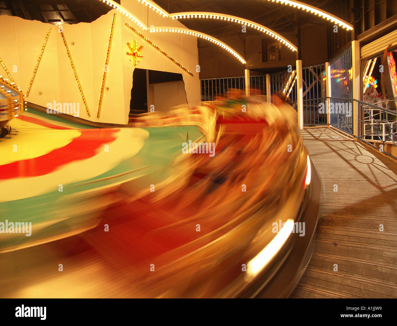 Dizzy ride hi-res stock photography and images - Alamy