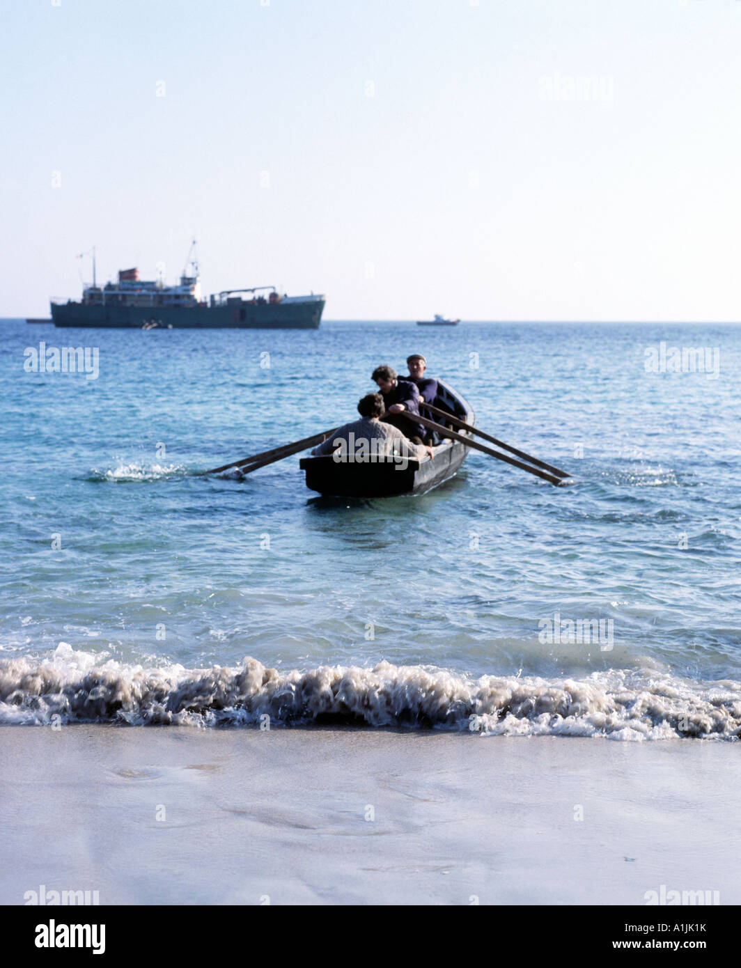 Curragh boat hi-res stock photography and images - Alamy