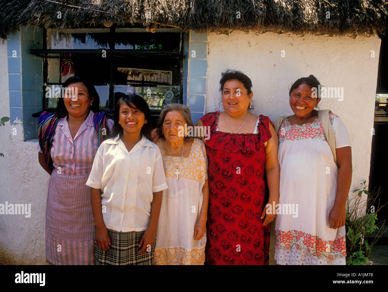 Three mexicans mexican people women hi-res stock photography and images ...