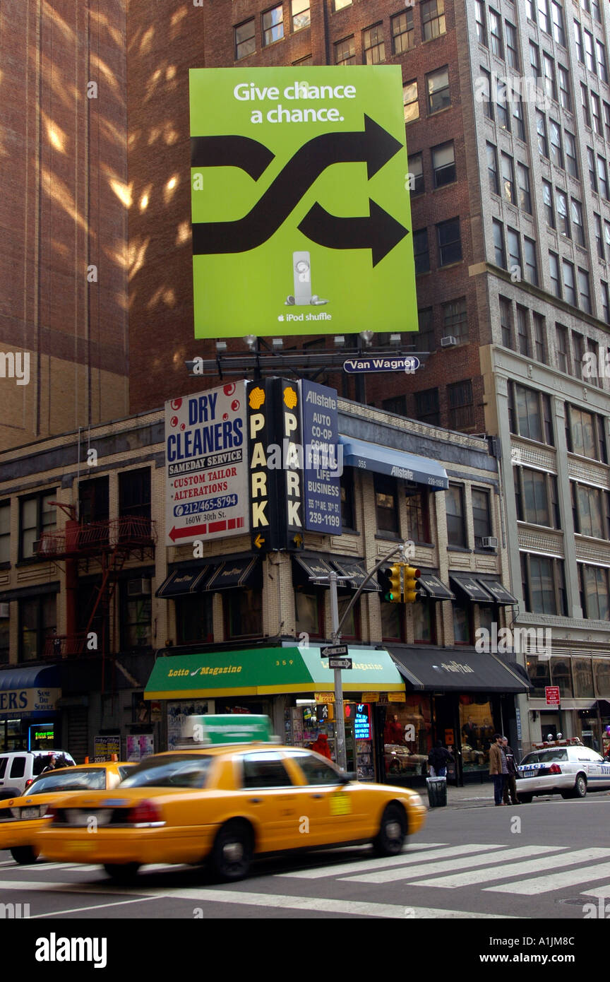 Apple music billboard hi-res stock photography and images - Alamy