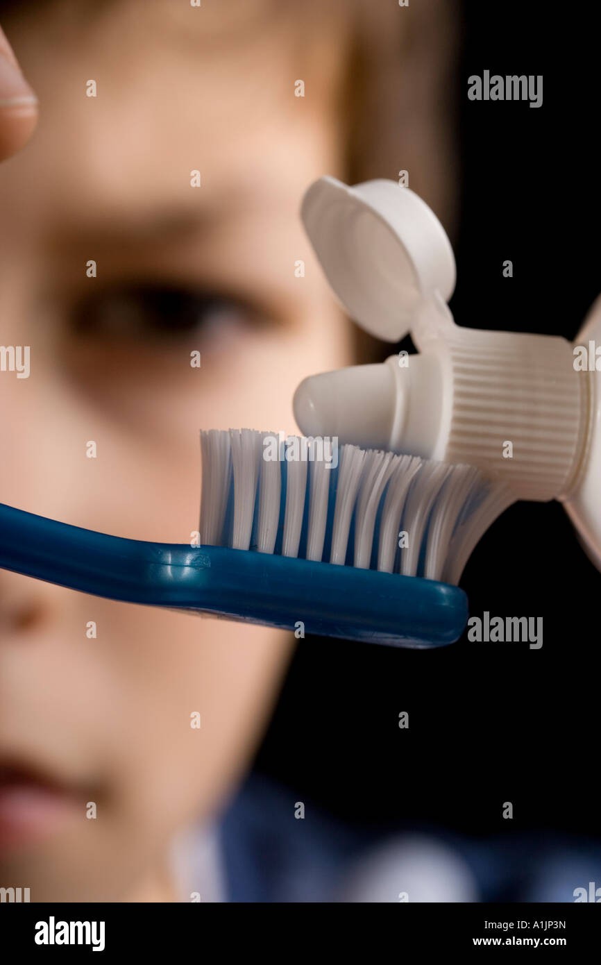 Toothbrush paste boy hi-res stock photography and images - Alamy