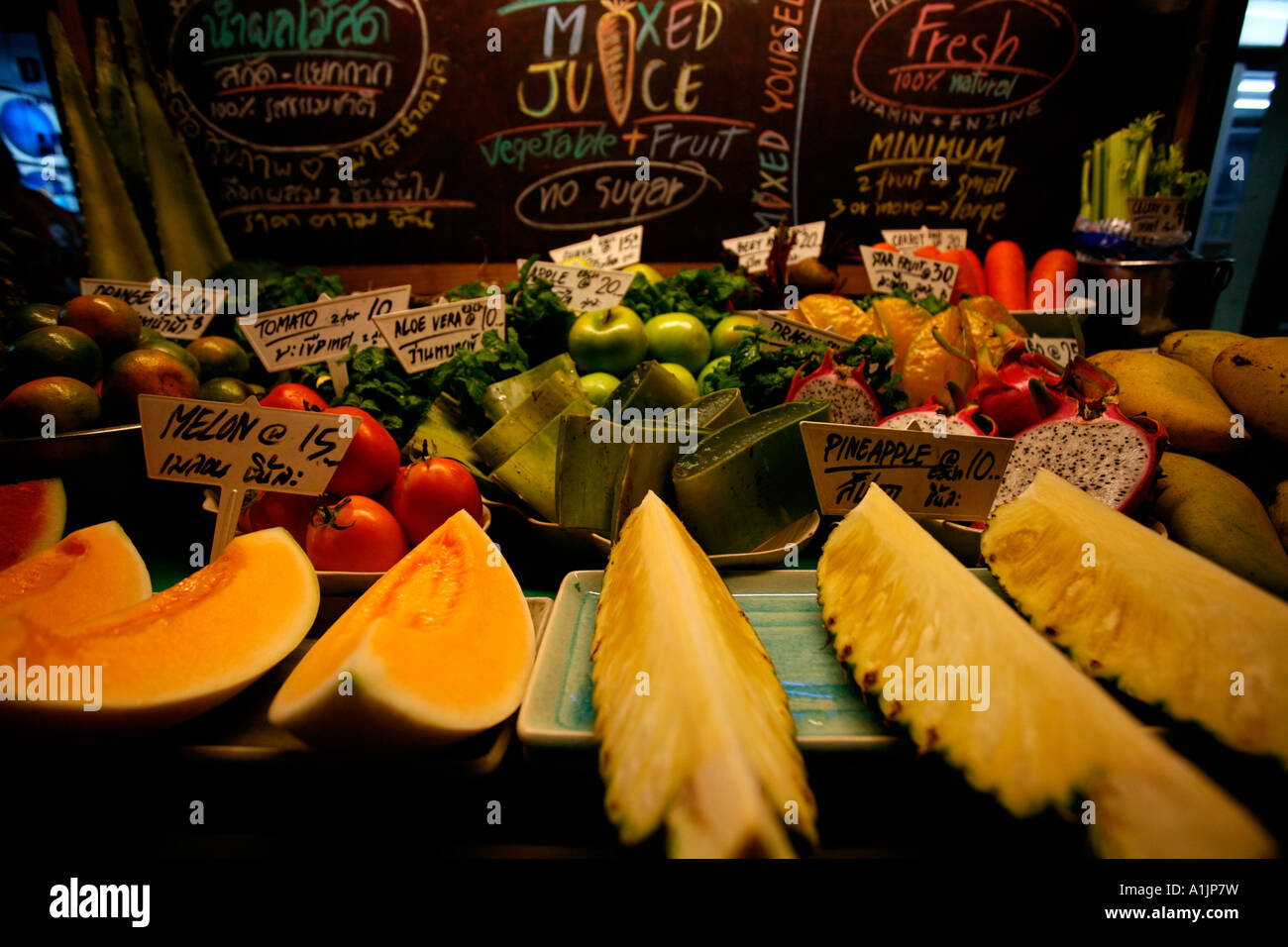 Fruit bar in Thailand,.Fruechtebar in Thailand Stock Photo - Alamy
