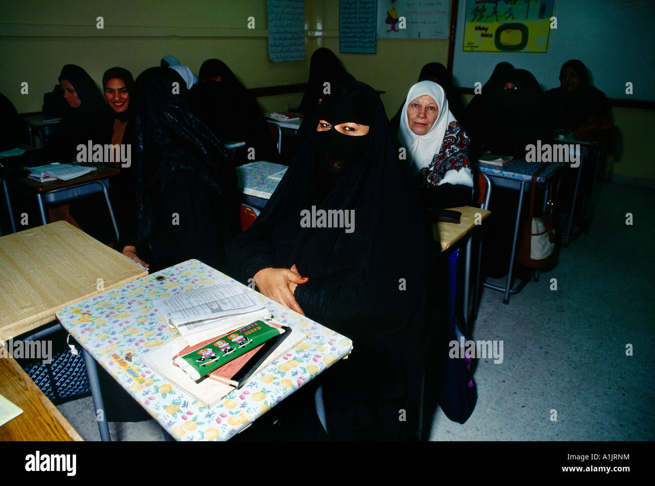 Kuwait city women hi-res stock photography and images - Alamy