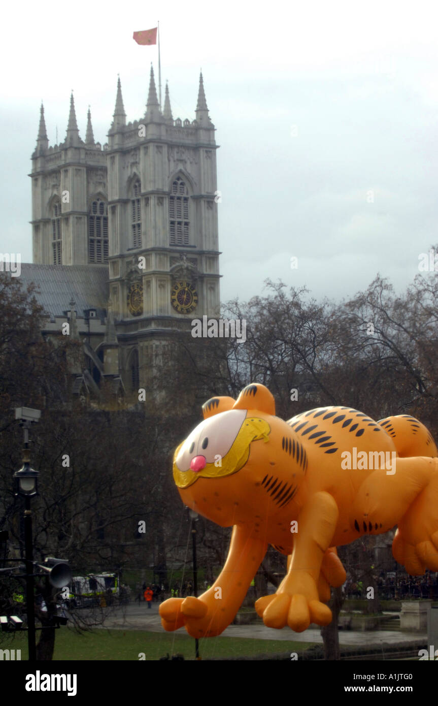 garfield orange cat cartoon character inflatable puppet parliament ...
