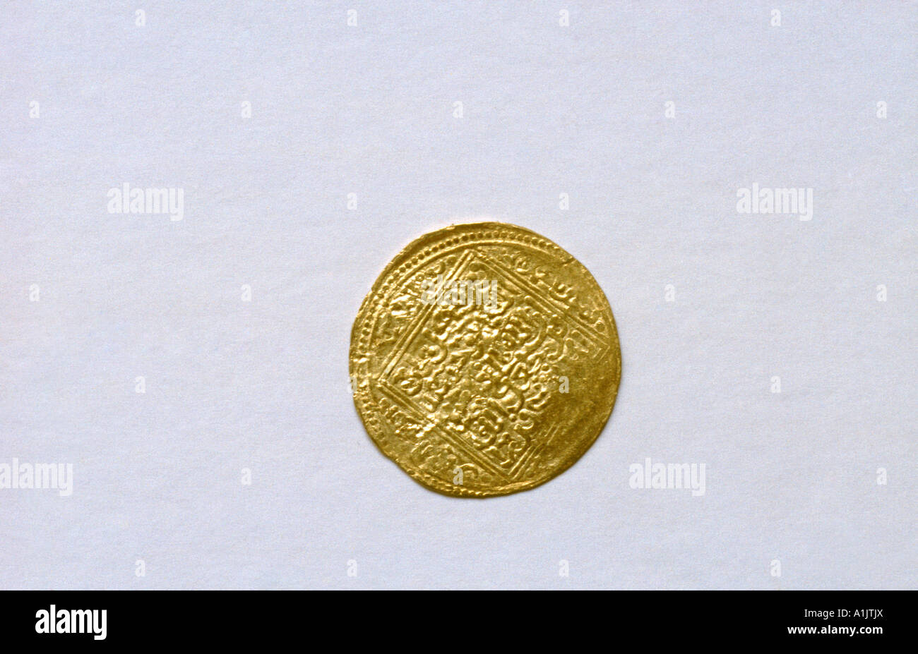 Ziyanid 14-16th Century Islamic Gold Coin Stock Photo - Alamy