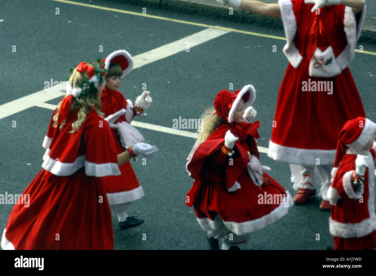 girls youngsters red santa claus christmas outfits costumes pretty cute ...