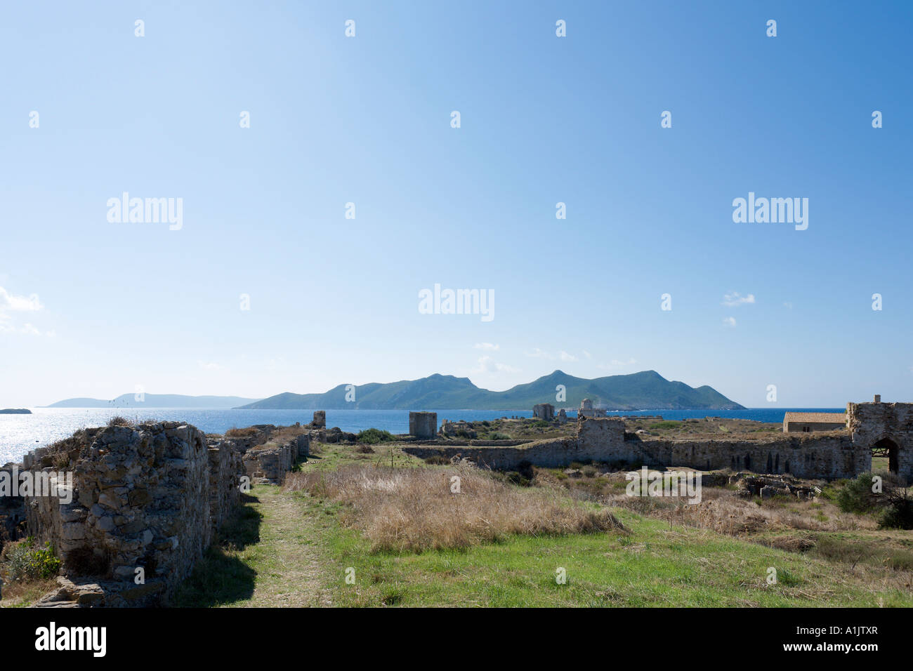 Methoni bay hi-res stock photography and images - Alamy