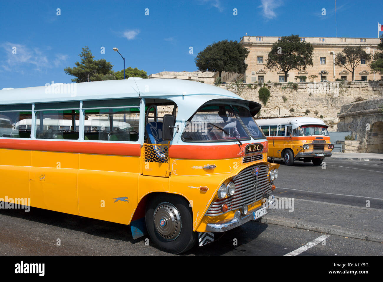 Malta old bus hi-res stock photography and images - Alamy