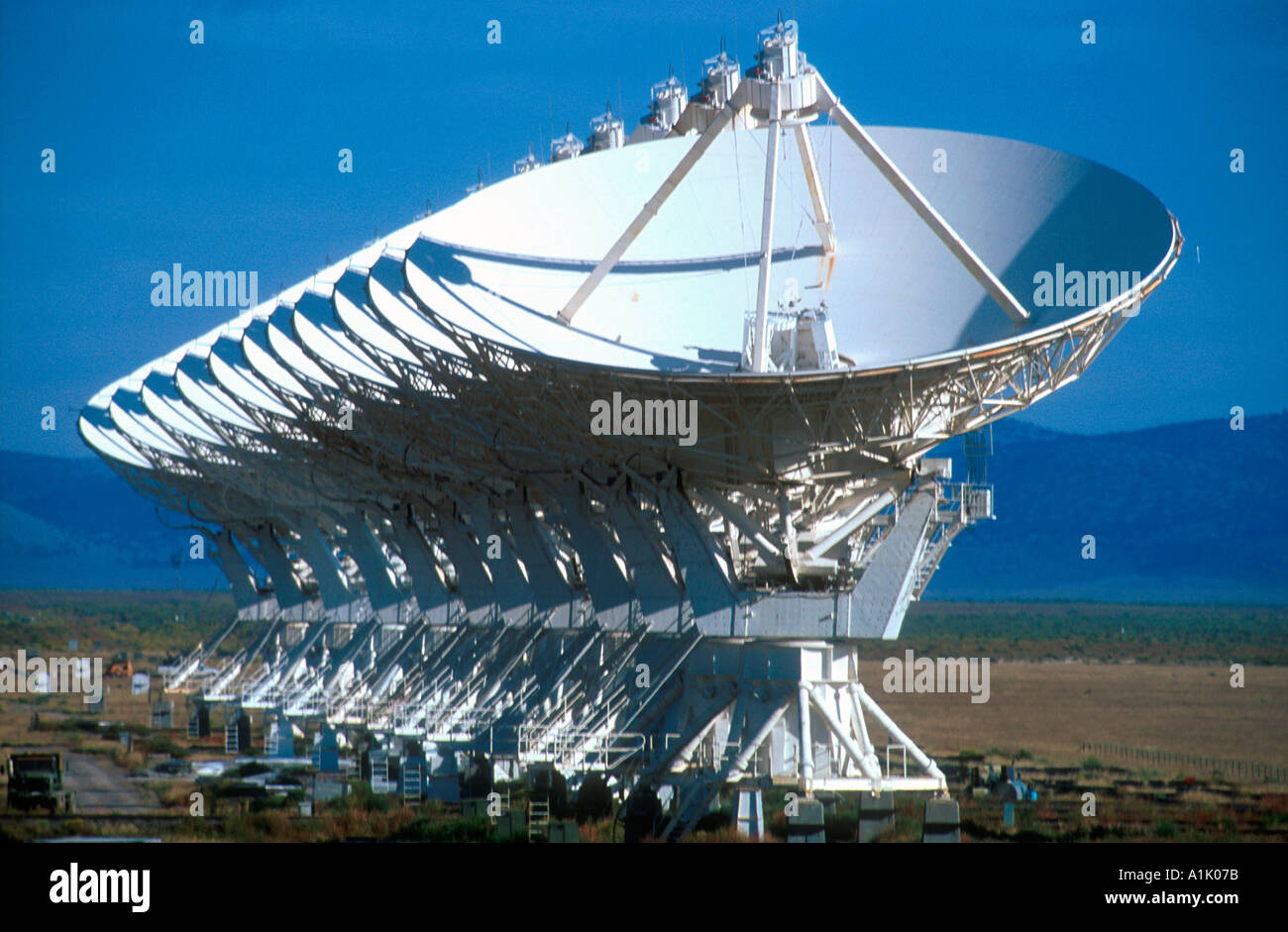 National Radio Astronomy Observatory telescopes, Very Large Array ...