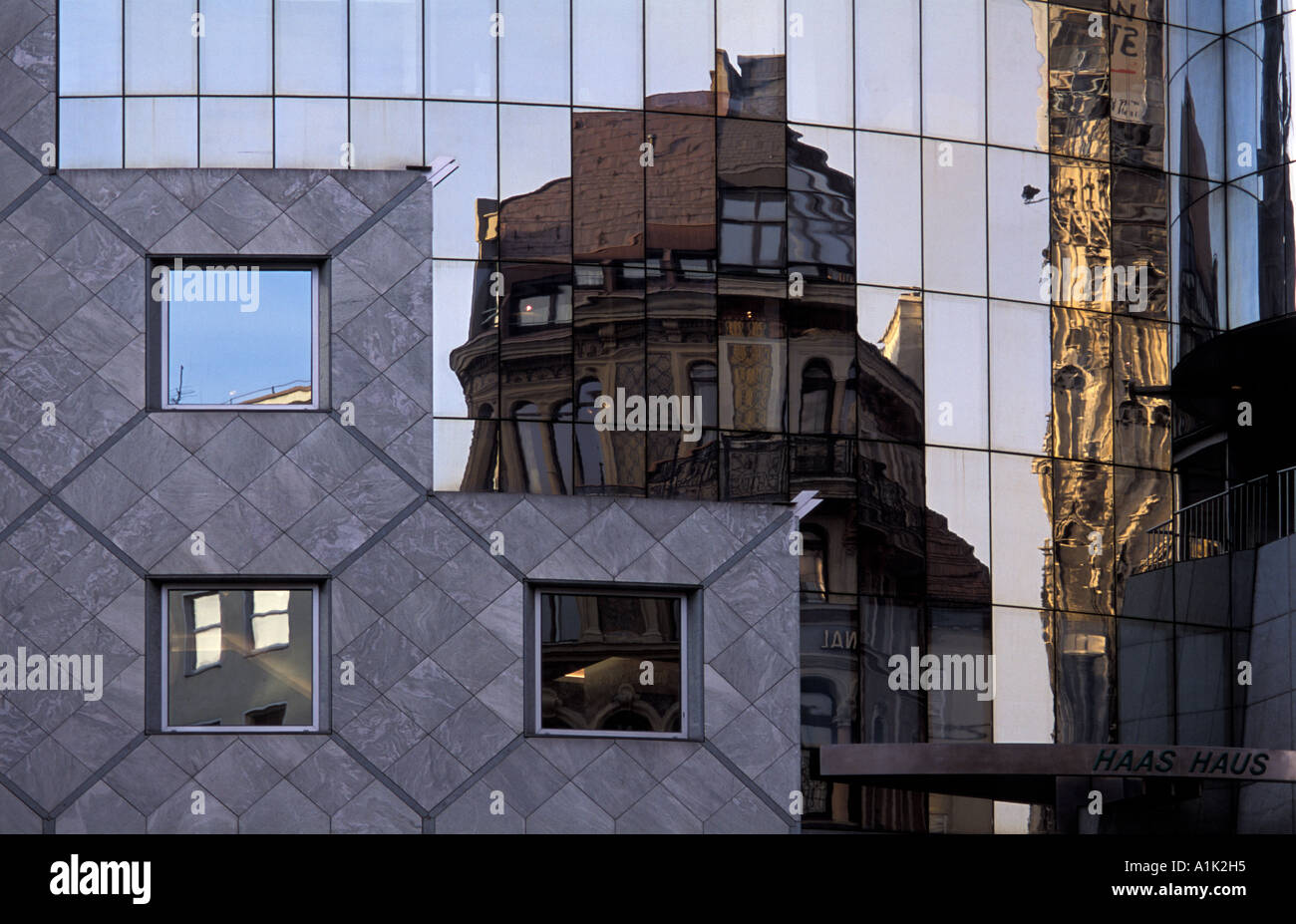 Haas House Vienna Austria Stock Photo - Alamy