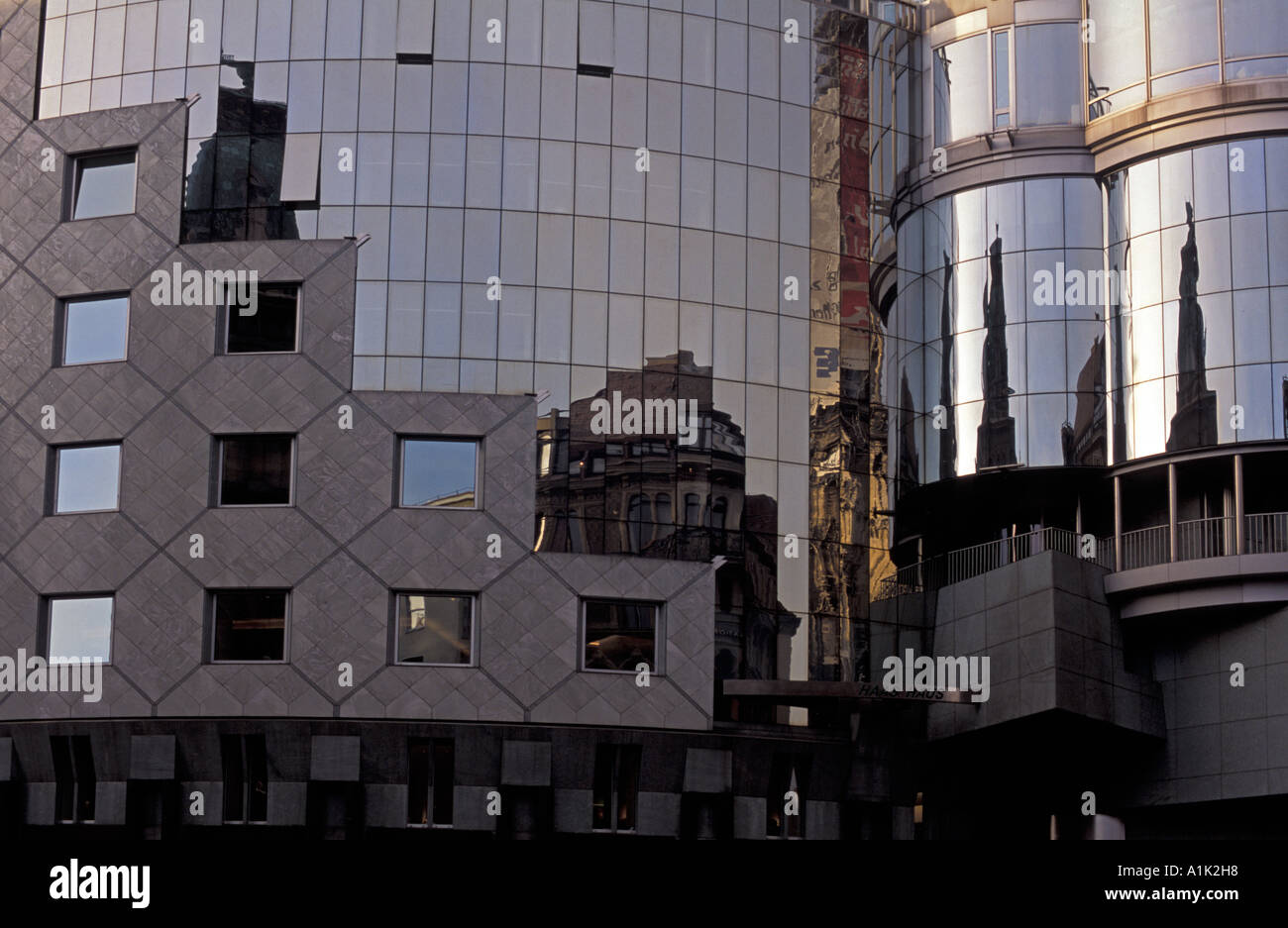 Haas House Vienna Austria Stock Photo - Alamy