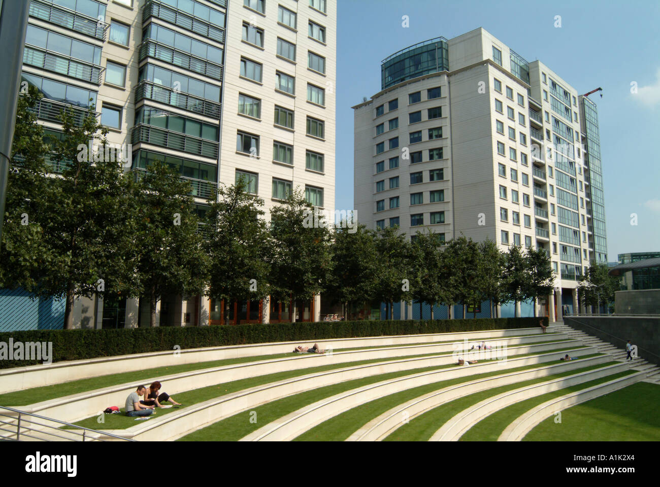 Sheldon Square offices and terraces in Paddington Basin in 2005 Stock ...