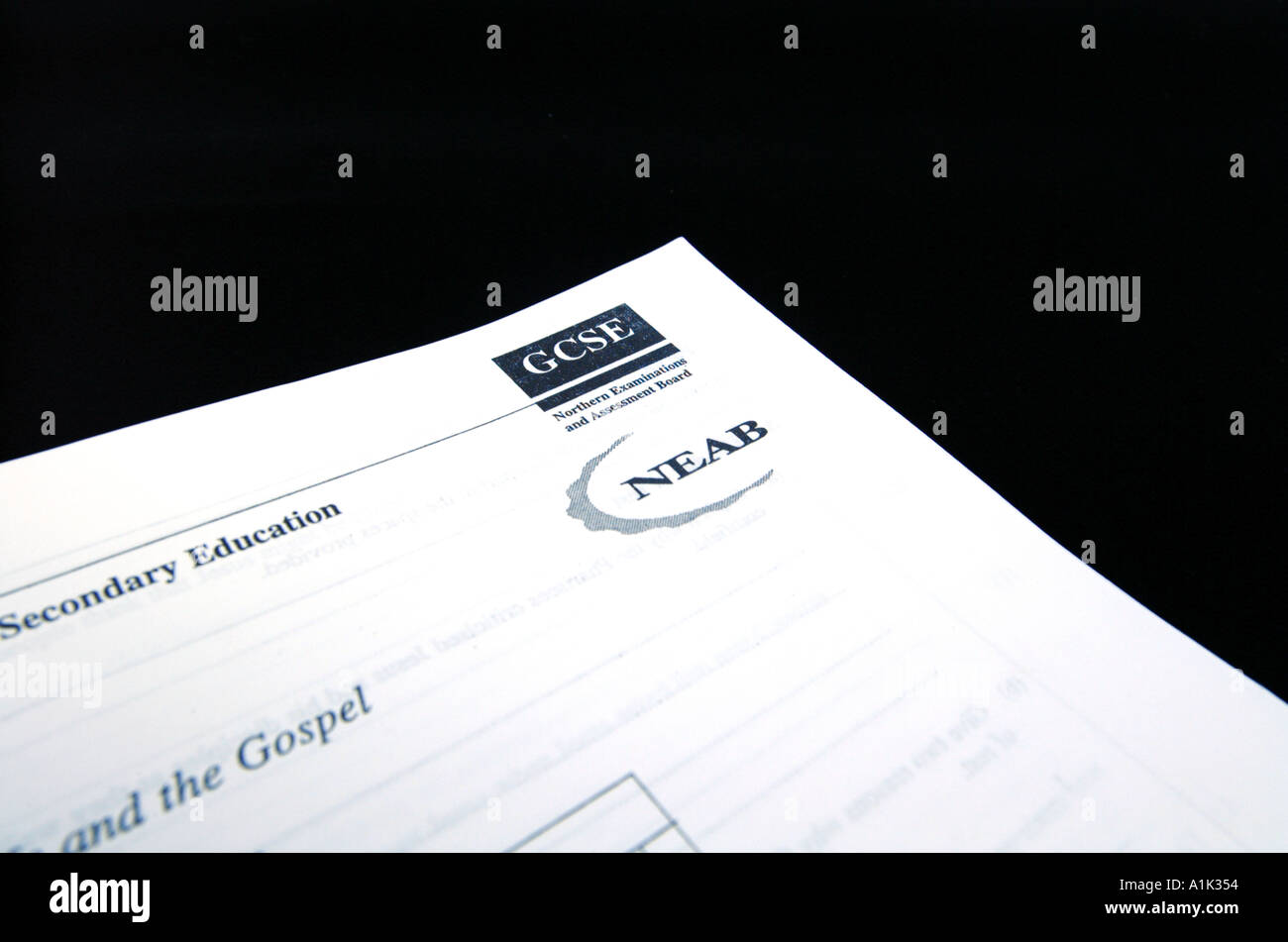 Gcse papers hi-res stock photography and images - Alamy