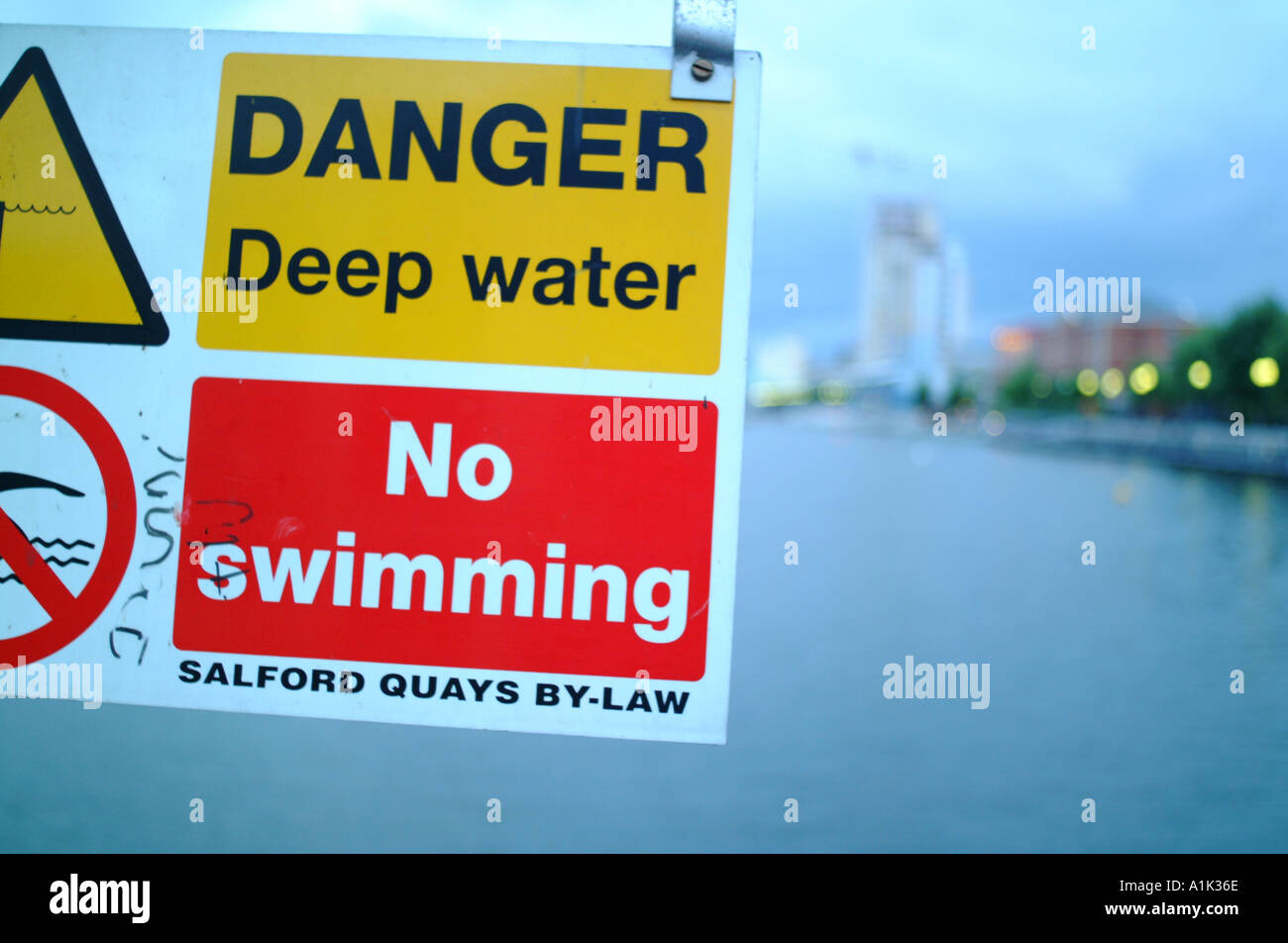 Deep debt hi-res stock photography and images - Alamy