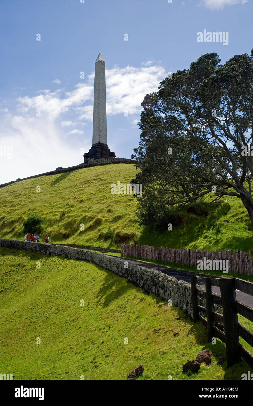 One tree point new zealand hi-res stock photography and images - Alamy
