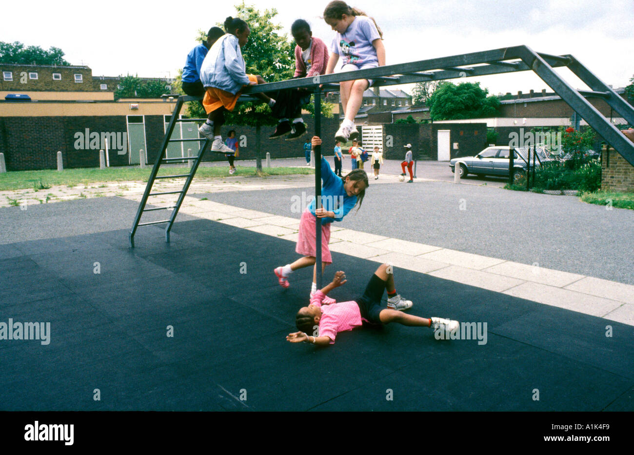 Children playing climbing frame hi-res stock photography and images - Alamy