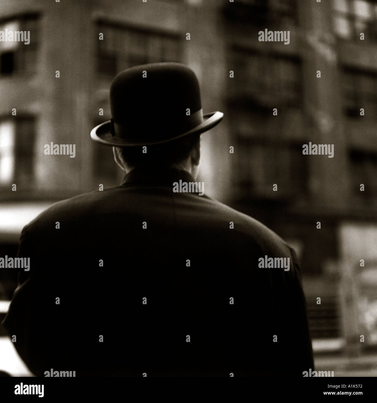 Man bowler hat hi-res stock photography and images - Alamy