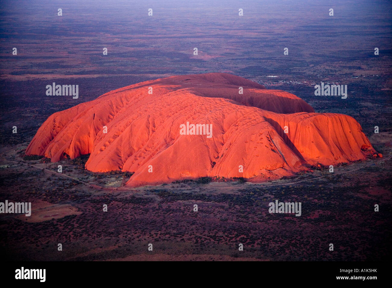 Last Light on Uluru Ayers Rock Uluru Kata Tjuta National Park World Heritage Area Northern ...