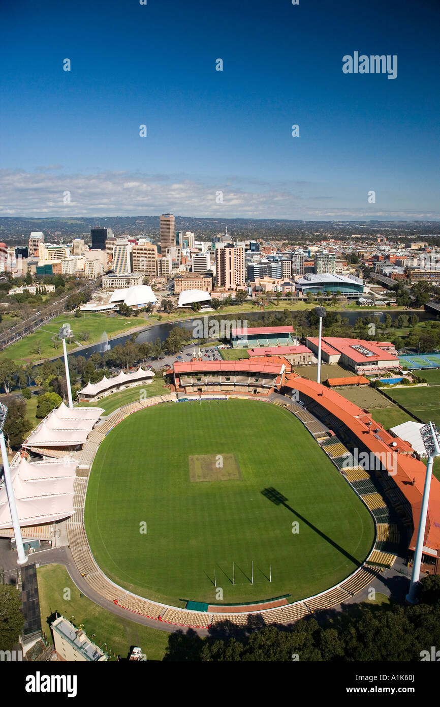 The oval cricket ground aerial hi-res stock photography and images - Alamy