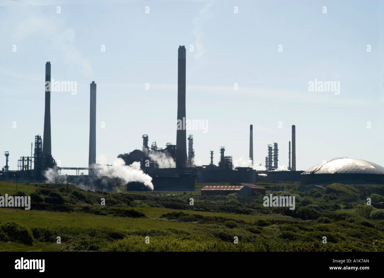 Refine process hi-res stock photography and images - Alamy