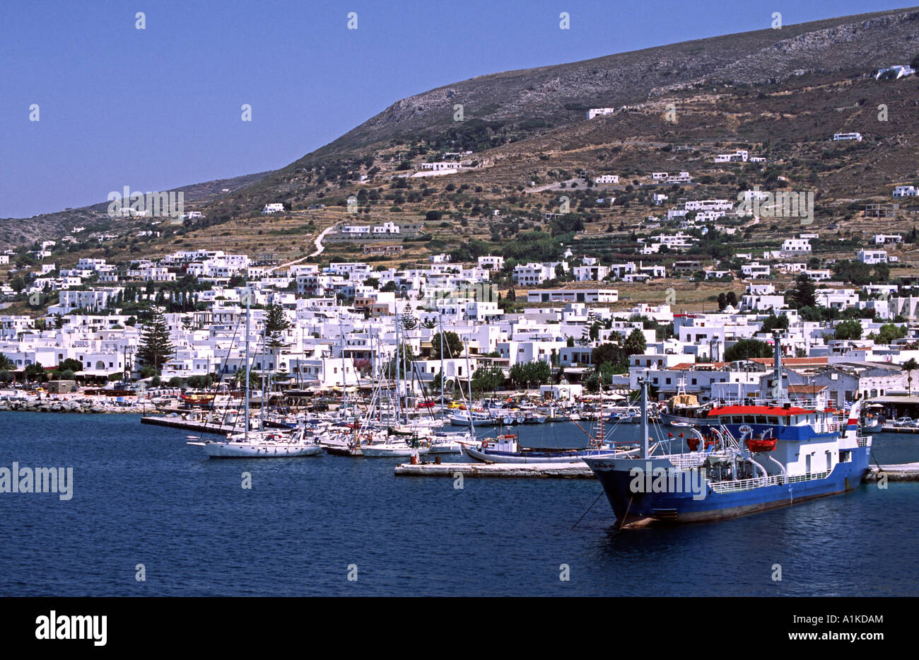 The port of Paros in Greece's Aegean Islands Stock Photo - Alamy