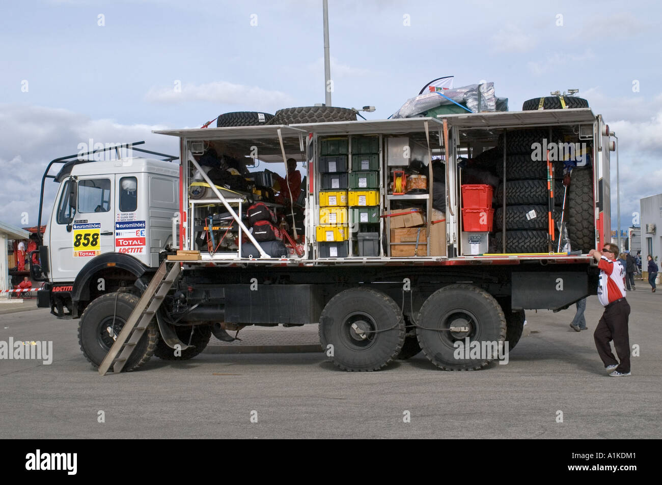 DAKAR RALLY SUPPORT VEHICLES Stock Photo: 5874944 - Alamy