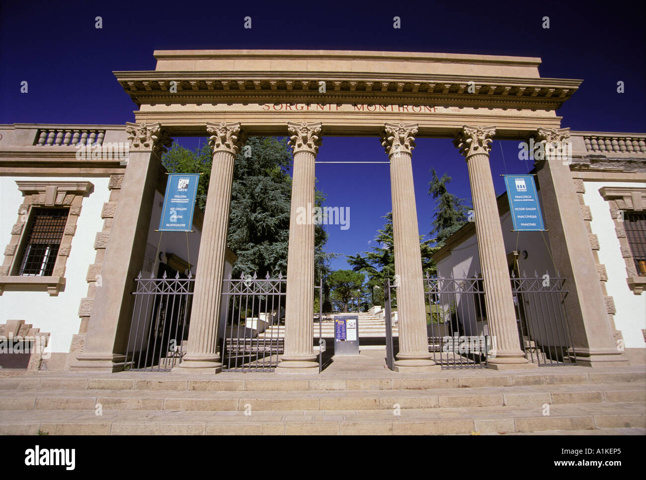 Sorgente montirone hi-res stock photography and images - Alamy