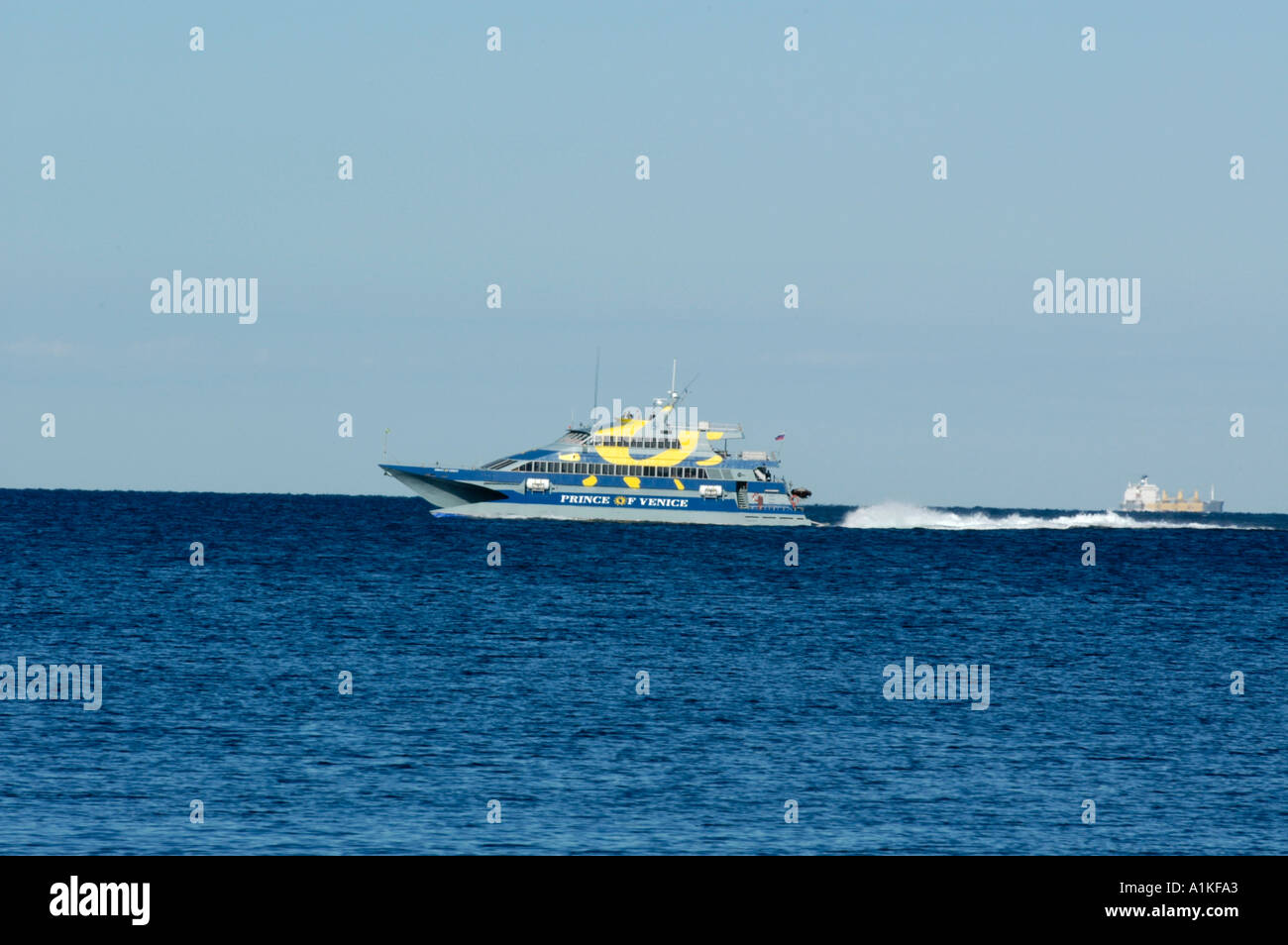Speedboot hi-res stock photography and images - Alamy