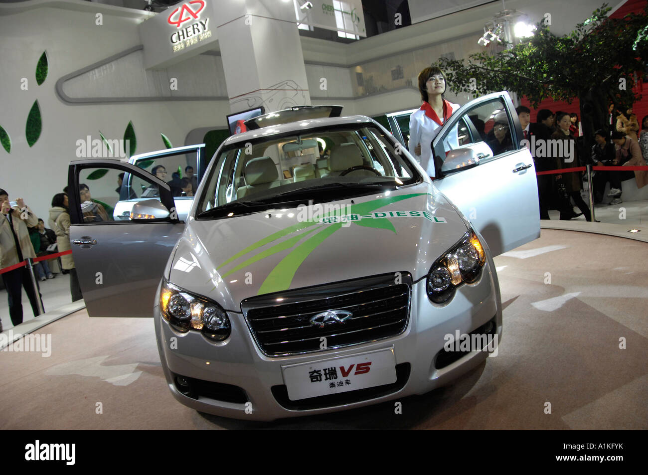 Chery V5 Diesel at the 2006 International Automotive Exhibition 25 NOV ...