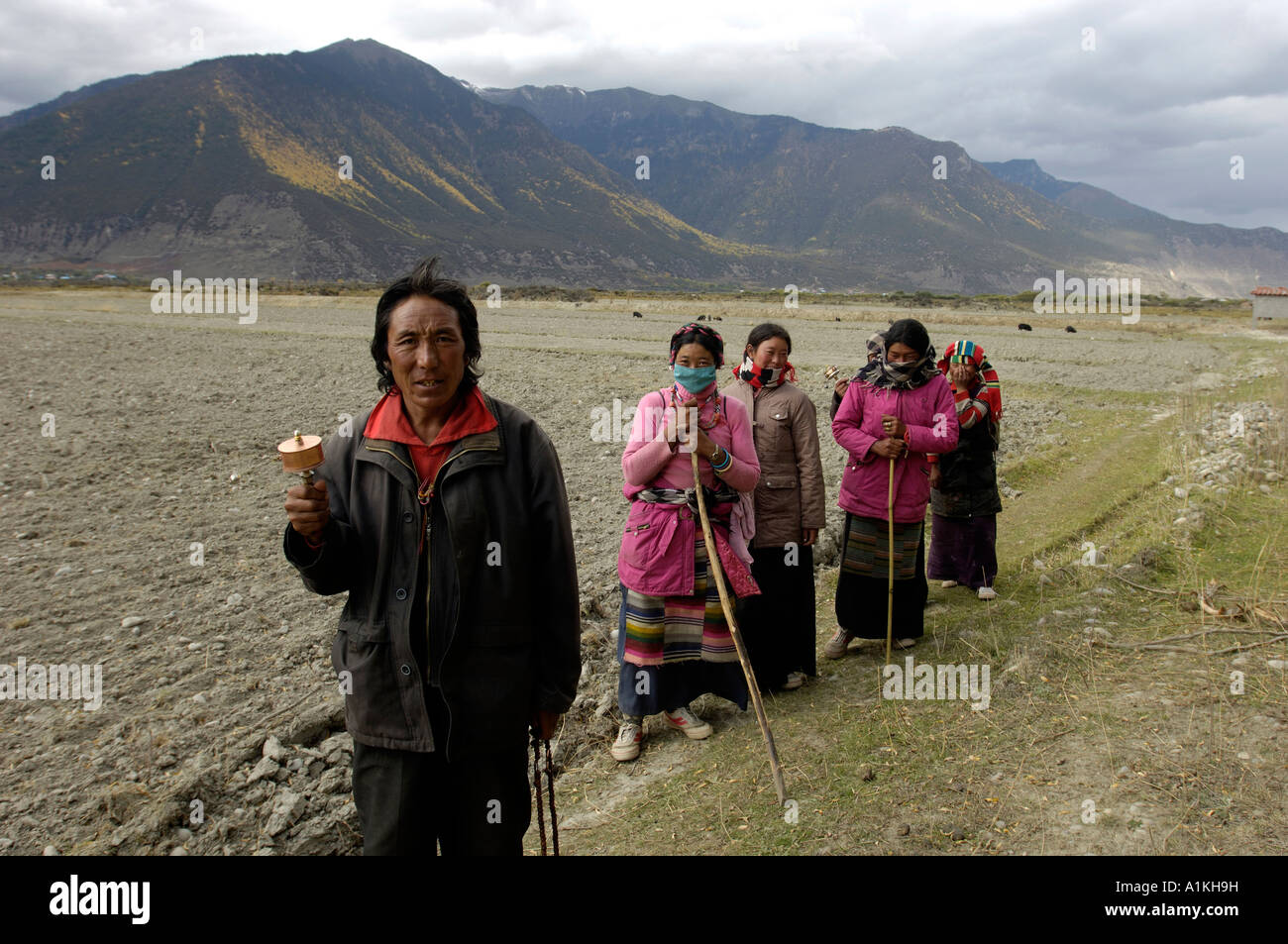 A group of Tibetan pilgrims in Nyingtri Tibet 24 OCT 2006 Stock Photo ...