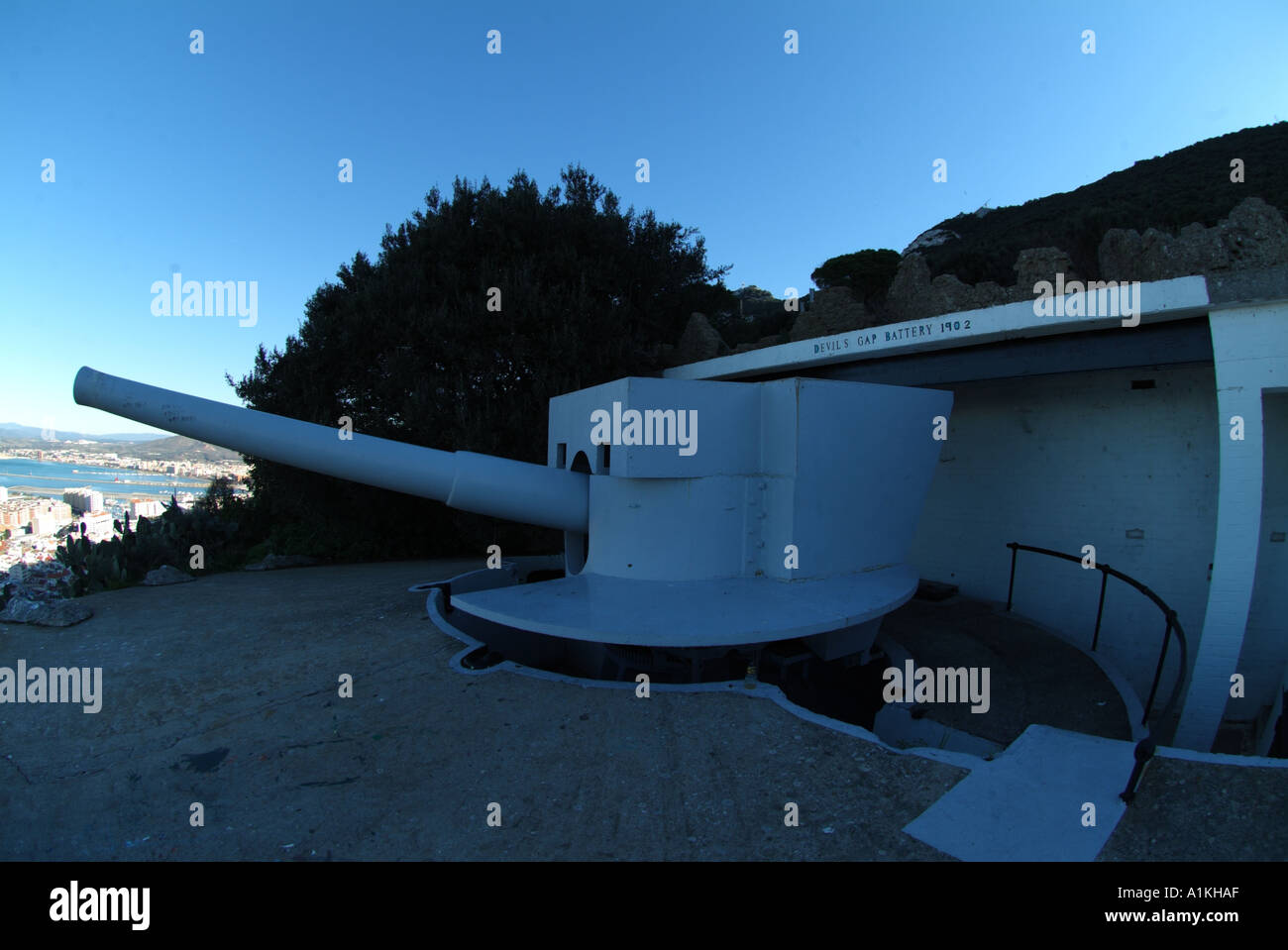 Gibraltar gun emplacement hi-res stock photography and images - Alamy
